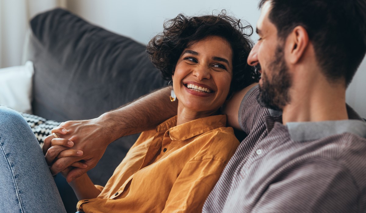 7 Cozy At-Home Date Night Ideas - GigSalad