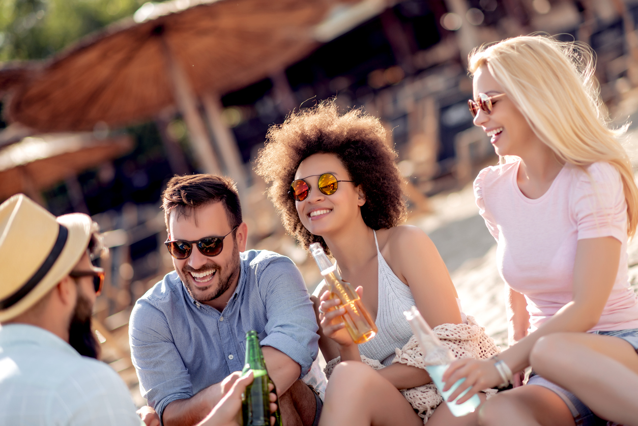 End-of-Summer Party Ideas for a Sparkling Sendoff | GigSalad