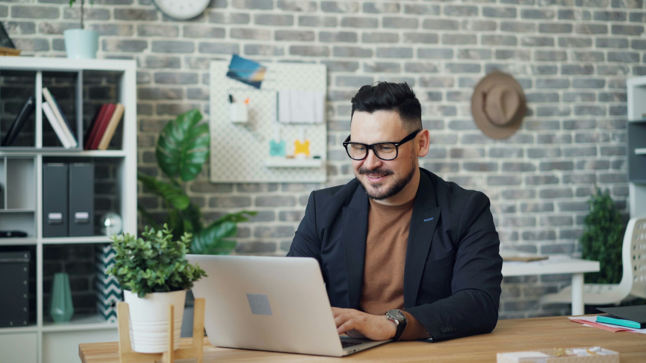 How to Use Lead Insights to Close More Bookings | GigSalad
