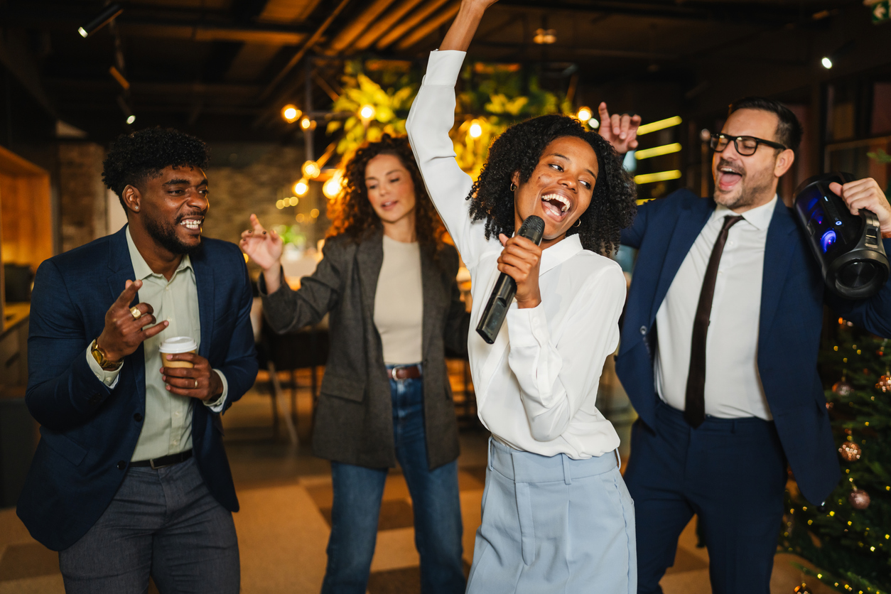 Make Your Company Holiday Party Shine with Lively Entertainment