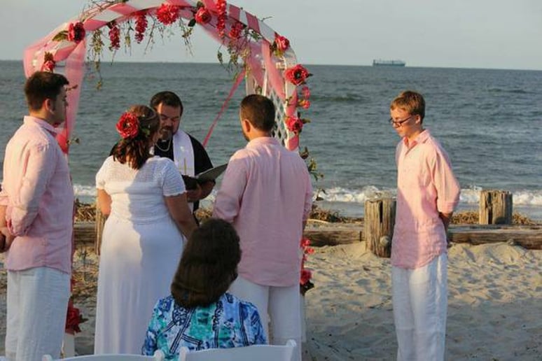 Hire Pastor Jay Randolph - Wedding Officiant in Cincinnati, OH | GigSalad