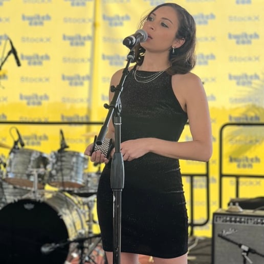 Hire Sarah Lightman - Singing Guitarist in Sterling, VA | GigSalad