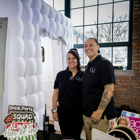Hire CM Photofunn - Photo Booths in Portage, IN | GigSalad
