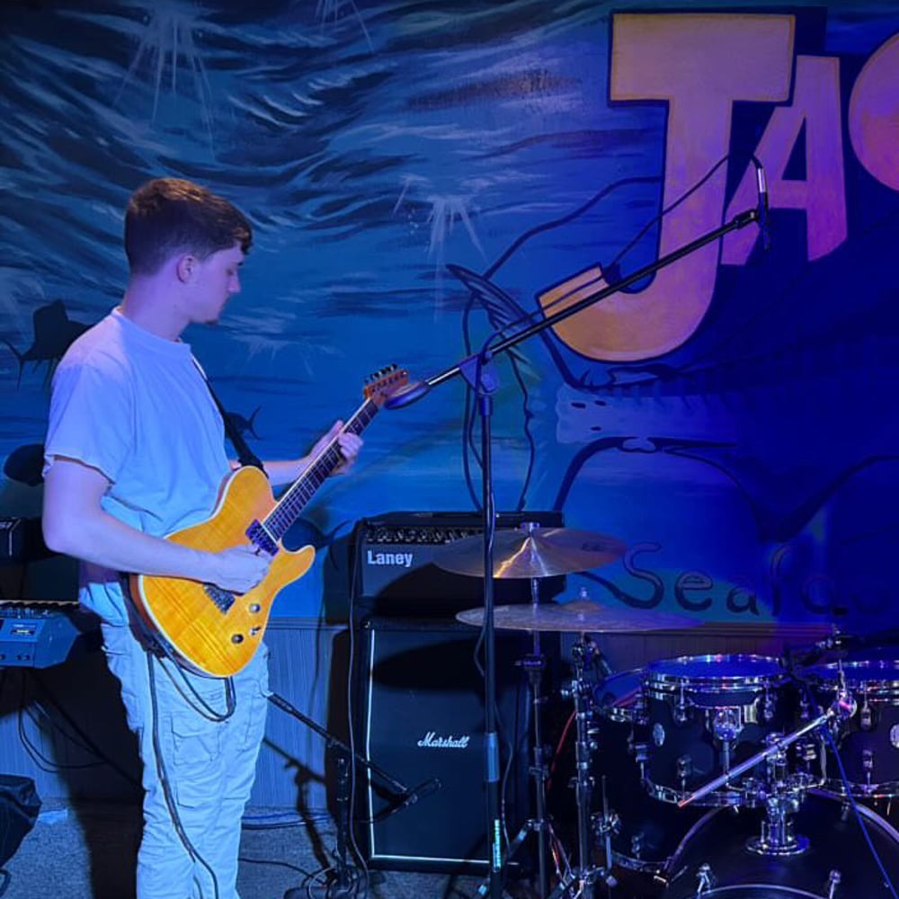 Hire Jack Thompson - Singing Guitarist in St Petersburg, FL | GigSalad