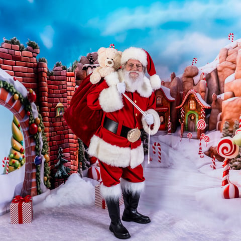 Hire Santa Russ Bradley - Santa Claus in Alexandria, VA | GigSalad