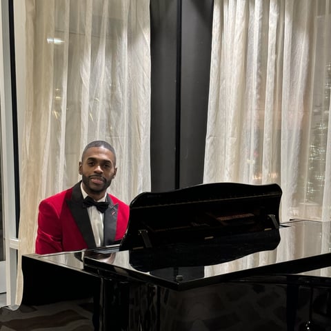 Hire Phil Keys - Pianist in Yonkers, NY | GigSalad