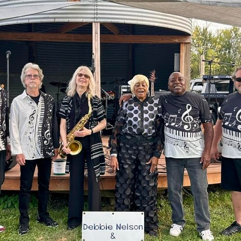 Hire Debbie Nelson In Full Transition Band - R&B Group in Indianapolis ...