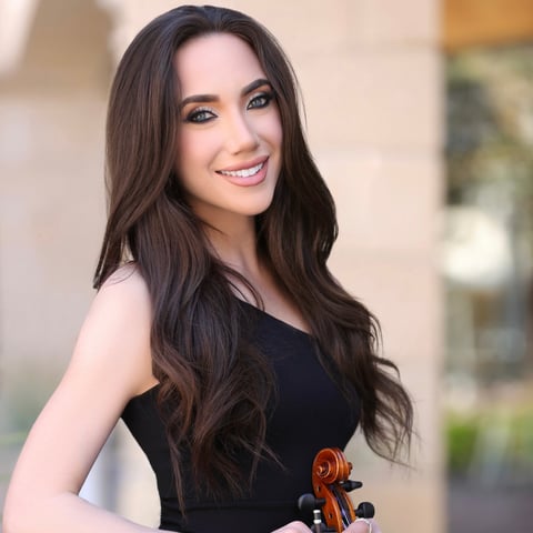 Hire Ellie - Violinist in Las Vegas, NV | GigSalad